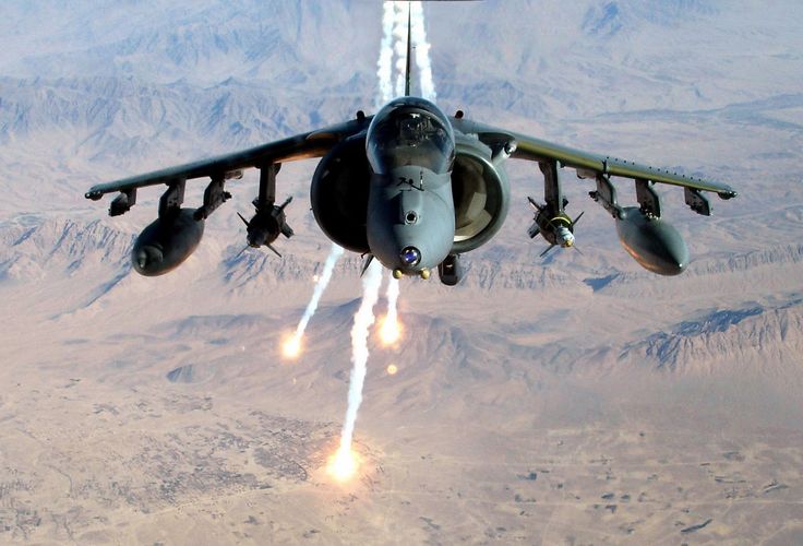 Made up in Britain: Harrier Jump Jet : Hawker Siddeley 1960